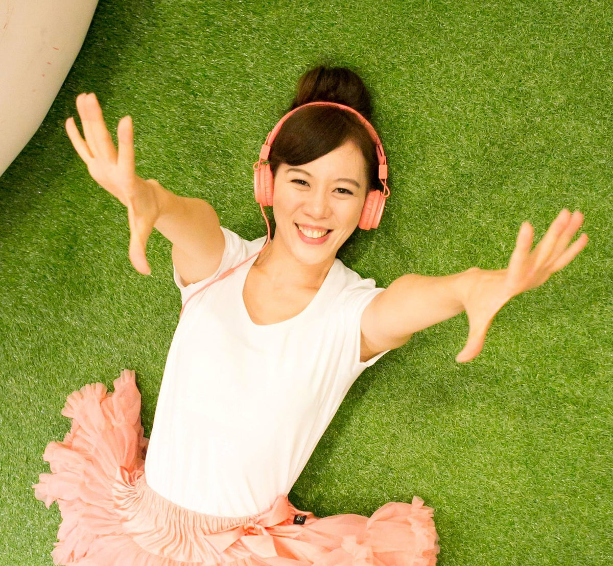Christina Lin | RainbowYogaTraining